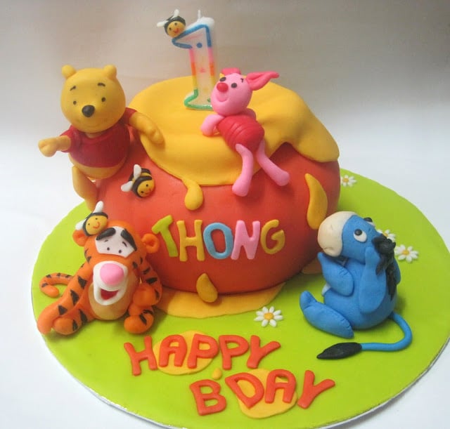Winnie The Pooh Birthday Cake
