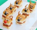 15+ Fun Christmas Breakfast Ideas
